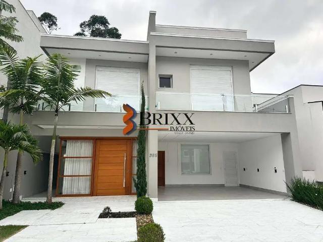 Casa / Sobrado em Condomínio para Venda em Arujá/SP Arujá 5 4 Quartos