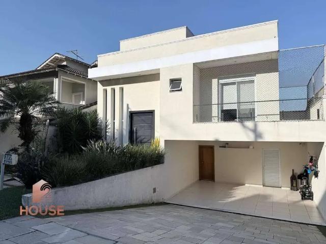 Casa / Sobrado em Condomínio para Venda em Arujá/SP Arujá 5 4 Quartos