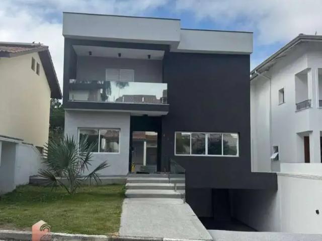 Casa / Sobrado em Condomínio para Venda em Arujá/SP Arujá 5 4 Quartos