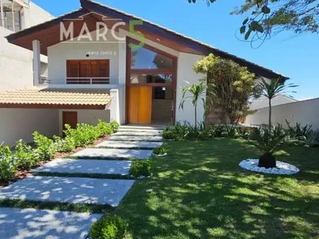 Casa / Sobrado em Condomínio para Venda em Arujá/SP Arujá 5 4 Quartos