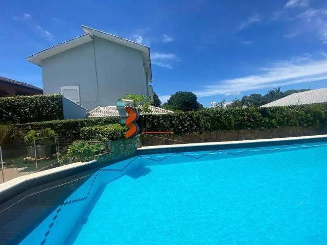 Casa / Sobrado em Condomínio para Venda em Arujá/SP Arujá 5 6 Quartos