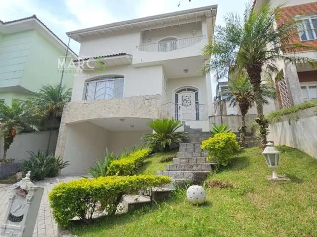 Casa / Sobrado em Condomínio para Venda em Arujá/SP Arujá 5 3 Quartos