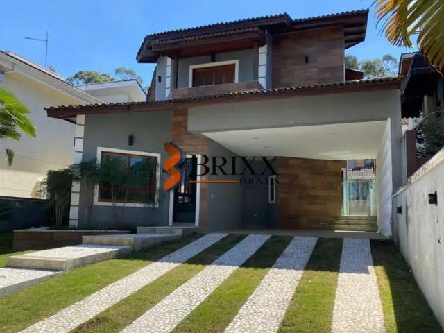 Casa / Sobrado em Condomínio para Venda em Arujá/SP Arujá 5 3 Quartos