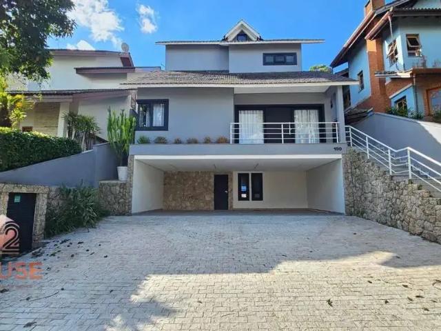 Casa / Sobrado em Condomínio para Venda em Arujá/SP Arujá 5 3 Quartos