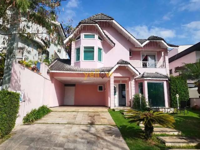 Casa / Sobrado em Condomínio para Venda em Arujá/SP Arujá 5 3 Quartos