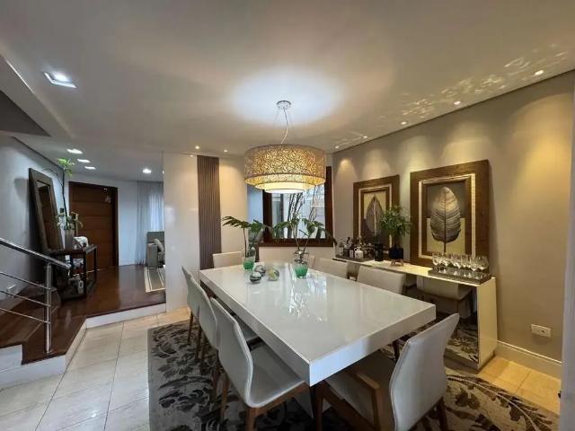 Casa / Sobrado em Condomínio para Venda em Arujá/SP Arujá 5 3 Quartos