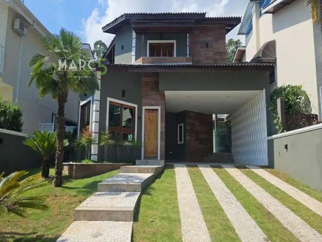 Casa / Sobrado em Condomínio para Venda em Arujá/SP Arujá 5 3 Quartos