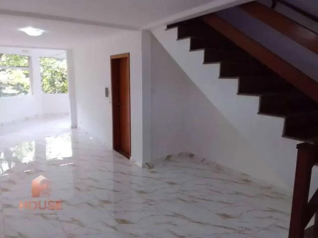 Casa / Sobrado em Condomínio para Venda em Arujá/SP Arujá Country Club 3 Quartos