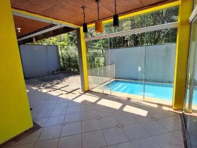 Casa / Sobrado em Condomínio para Venda em Arujá/SP Arujá Center Ville 3 Quartos