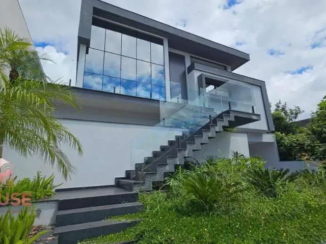 Casa / Sobrado em Condomínio para Venda em Arujá/SP Arujá Verdes Lagos 4 Quartos