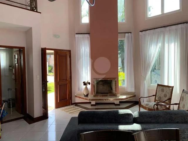 Casa / Sobrado em Condomínio para Venda em Arujá/SP Jardim Fazenda Rincão 3 Quartos
