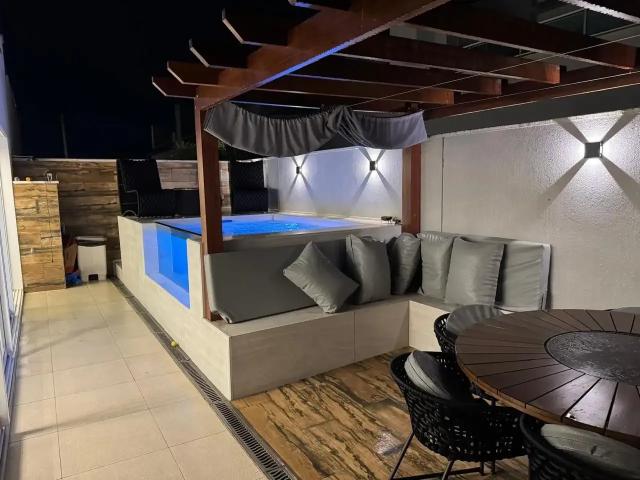 Casa / Sobrado em Condomínio para Venda em Arujá/SP Jardim Limoeiro 4 Quartos