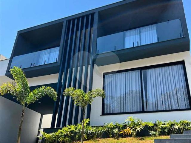 Casa / Sobrado em Condomínio para Venda em Arujá/SP Jardim Limoeiro 5 Quartos