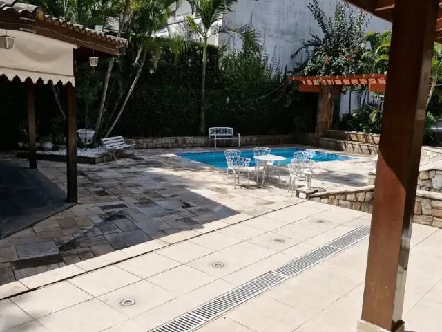 Casa / Sobrado em Condomínio para Venda em Arujá/SP Novo Horizonte Hills I e II 4 Quartos