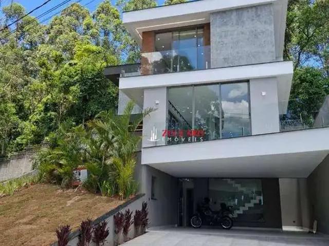Casa / Sobrado em Condomínio para Venda em Arujá/SP Residencial Real Park 3 Quartos