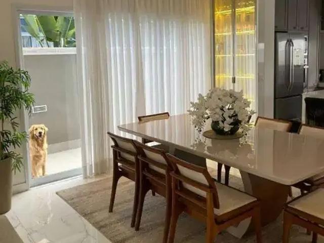 Casa / Sobrado em Condomínio para Venda em Arujá/SP Residencial Real Park 4 Quartos