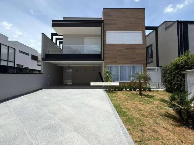 Casa / Sobrado em Condomínio para Venda em Arujá/SP Residencial Real Park 4 Quartos
