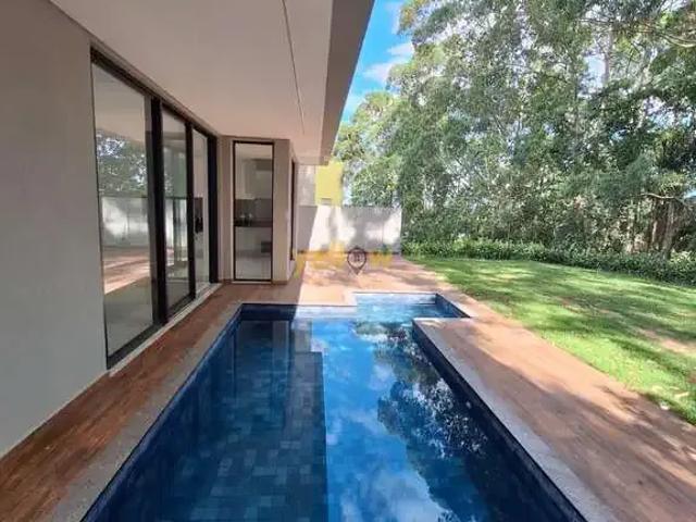 Casa / Sobrado em Condomínio para Venda em Arujá/SP Residencial Real Park 4 Quartos