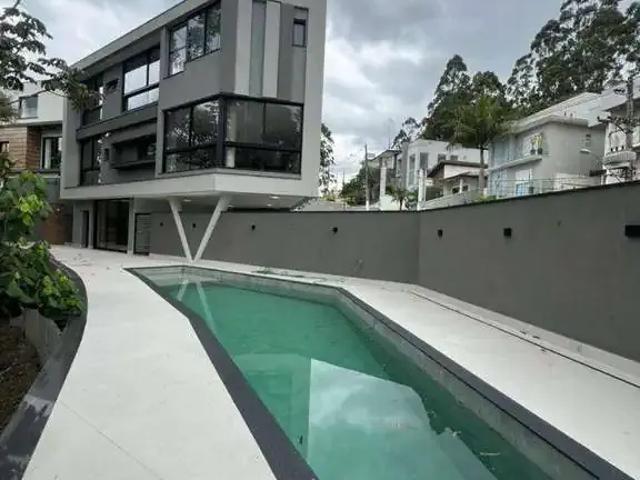 Casa / Sobrado em Condomínio para Venda em Arujá/SP Residencial Real Park 4 Quartos