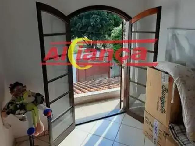 Casa / Sobrado em Condomínio para Venda em Arujá/SP Vila Pilar 4 Quartos
