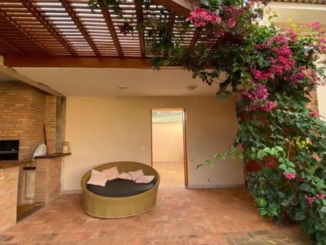 Casa / Sobrado em Condomínio para Venda em Assis/SP Centro 4 Quartos