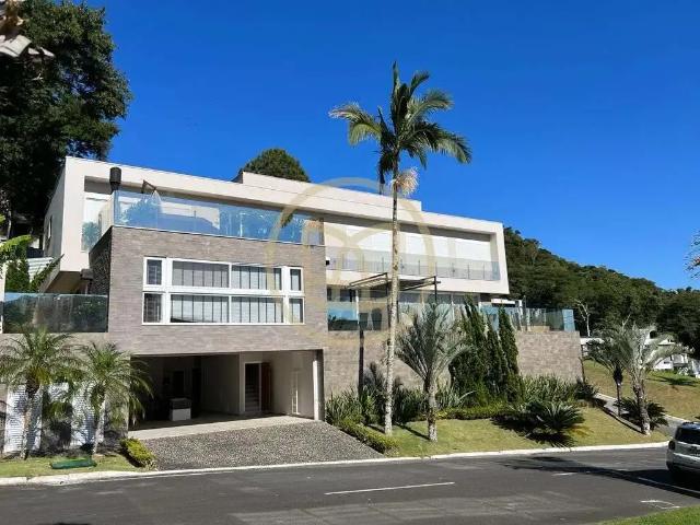 Casa / Sobrado em Condomínio para Venda em Balneário Camboriú/SC Barra 4 Quartos