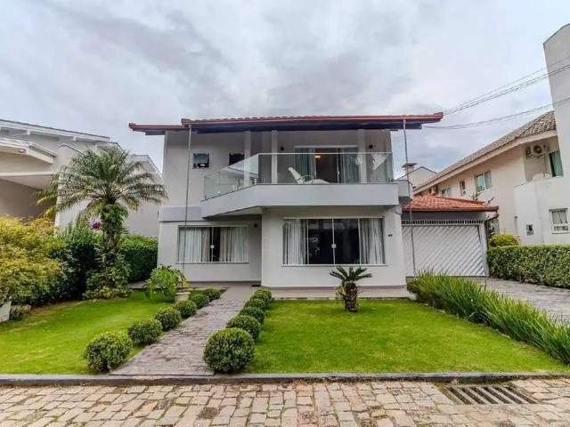 Casa / Sobrado em Condomínio para Venda em Balneário Camboriú/SC Centro 3 Quartos