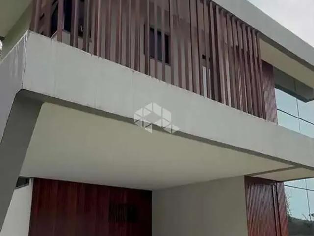 Casa / Sobrado em Condomínio para Venda em Balneário Camboriú/SC Praia das Taquaras 3 Quartos