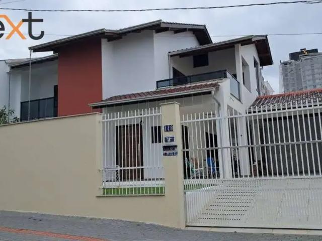 Casa / Sobrado em Condomínio para Venda em Balneário Piçarras/SC Itacolomi 3 Quartos