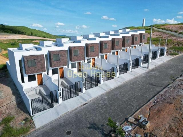 Casa / Sobrado em Condomínio para Venda em Barra do Piraí/RJ Fátima 2 Quartos
