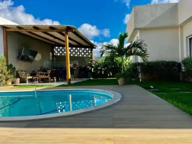 Casa / Sobrado em Condomínio para Venda em Barra dos Coqueiros/SE Costa Paradiso 4 Quartos