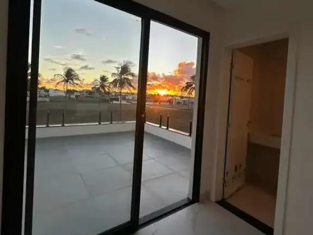 Casa / Sobrado em Condomínio para Venda em Barra dos Coqueiros/SE Olhos D'água 4 Quartos