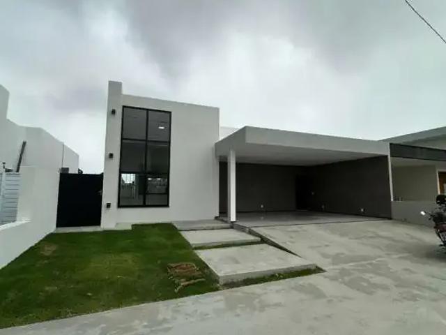 Casa / Sobrado em Condomínio para Venda em Barra dos Coqueiros/SE Olhos D'água 3 Quartos