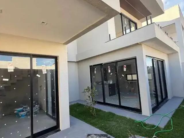 Casa / Sobrado em Condomínio para Venda em Barra dos Coqueiros/SE Olhos D'água 3 Quartos