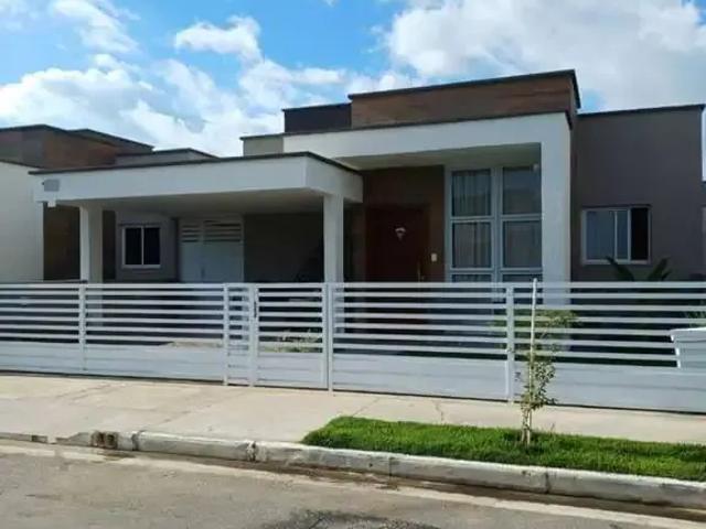 Casa / Sobrado em Condomínio para Venda em Barra dos Coqueiros/SE Serigy 3 Quartos