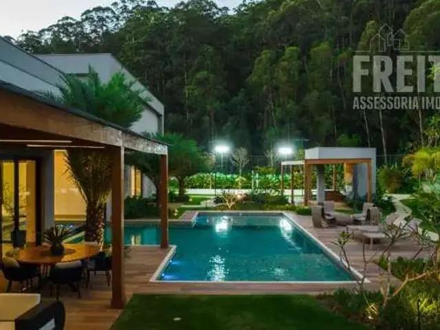 Casa / Sobrado em Condomínio para Venda em Barueri/SP Tamboré 4 Quartos