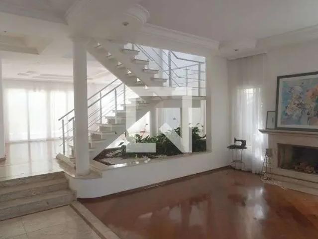 Casa / Sobrado em Condomínio para Venda em Barueri/SP Aldeia da Serra 4 Quartos