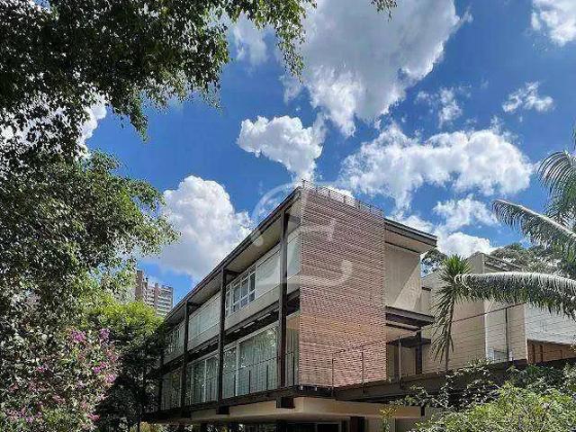 Casa / Sobrado em Condomínio para Venda em Barueri/SP Alphaville Industrial 4 Quartos