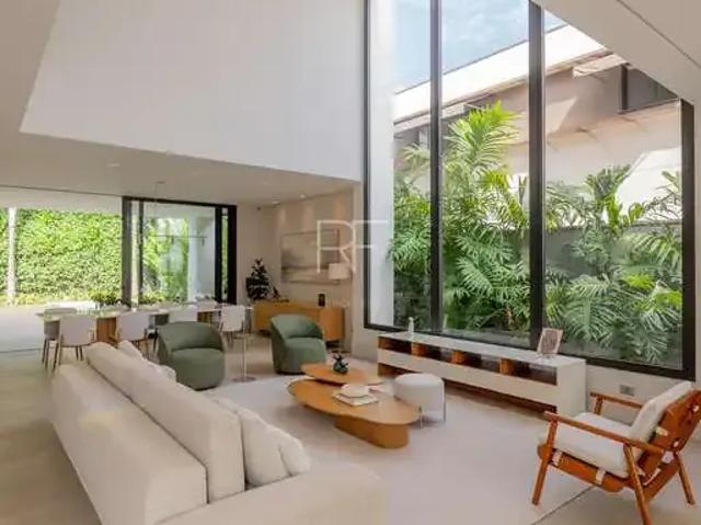 Casa / Sobrado em Condomínio para Venda em Barueri/SP Alphaville Residencial Dois 4 Quartos