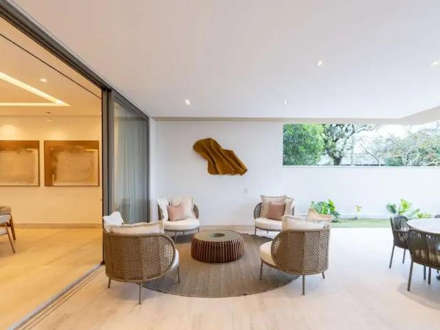 Casa / Sobrado em Condomínio para Venda em Barueri/SP Alphaville Residencial Um