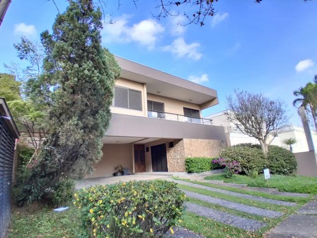 Casa / Sobrado em Condomínio para Venda em Barueri/SP Alphaville Residencial Um 4 Quartos