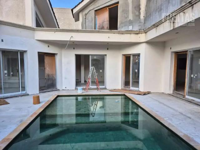 Casa / Sobrado em Condomínio para Venda em Barueri/SP Alphaville 4 Quartos