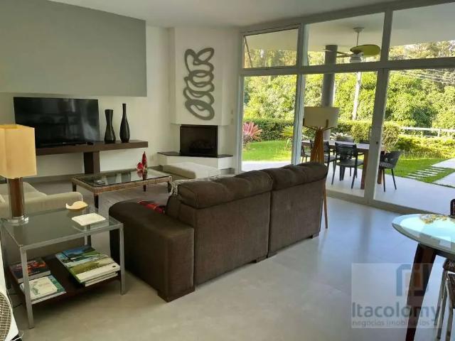 Casa / Sobrado em Condomínio para Venda em Barueri/SP Alphaville 2 Quartos