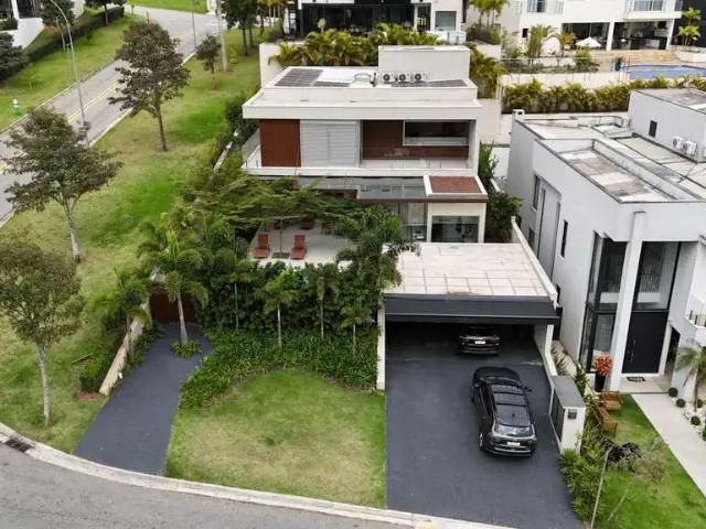 Casa / Sobrado em Condomínio para Venda em Barueri/SP Alphaville 4 Quartos