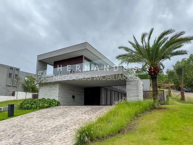 Casa / Sobrado em Condomínio para Venda em Barueri/SP Centro Comercial Jubran 4 Quartos