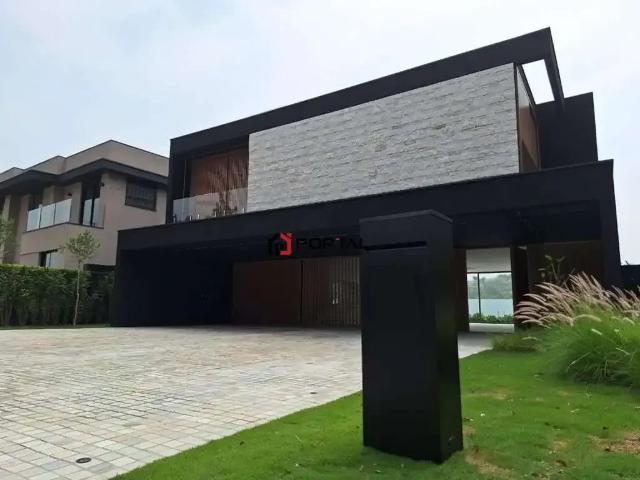 Casa / Sobrado em Condomínio para Venda em Barueri/SP Centro Comercial Jubran 4 Quartos