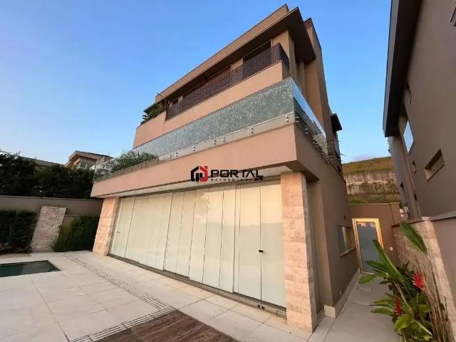 Casa / Sobrado em Condomínio para Venda em Barueri/SP Centro Comercial Jubran 4 Quartos