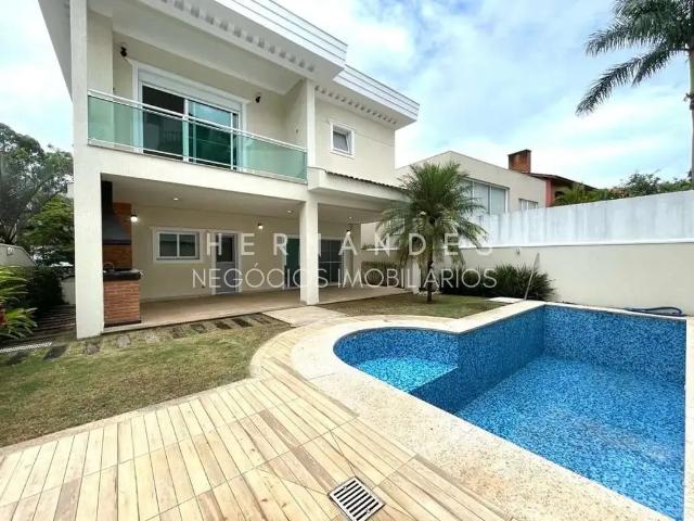 Casa / Sobrado em Condomínio para Venda em Barueri/SP Centro Comercial Jubran 3 Quartos