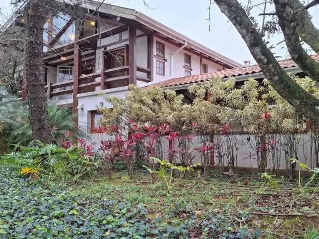 Casa / Sobrado em Condomínio para Venda em Barueri/SP Morada dos Pássaros 3 Quartos