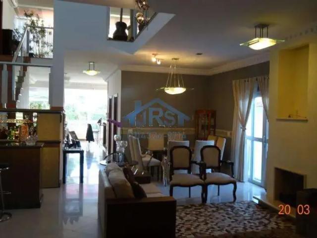 Casa / Sobrado em Condomínio para Venda em Barueri/SP Morada dos Pássaros 4 Quartos